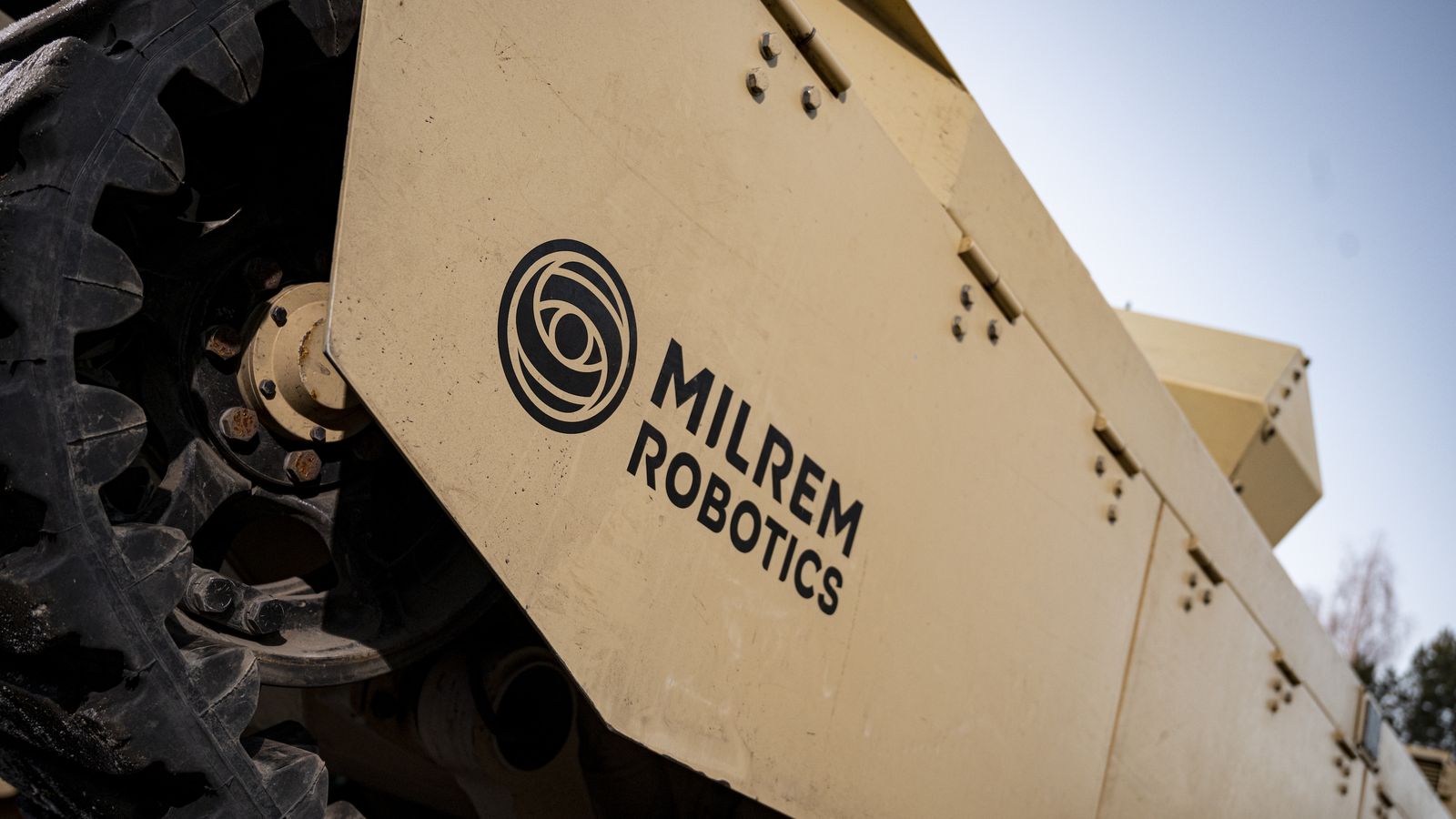 AI-Guided Weapons Must Be Curbed by Global Rules — and Soon - Centre ...